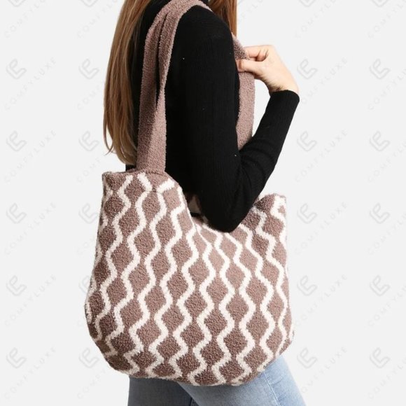 Bags | Nwt Taupe Chevron Pattern Luxury Soft Knitted Tote Bag 12l X 15w ...
